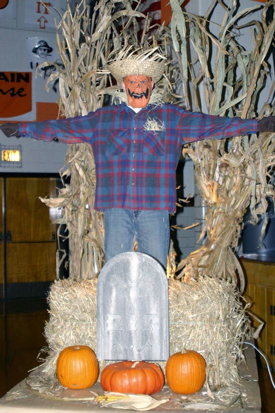 Murder of Scarecrows. Eldridge Plays and Musicals