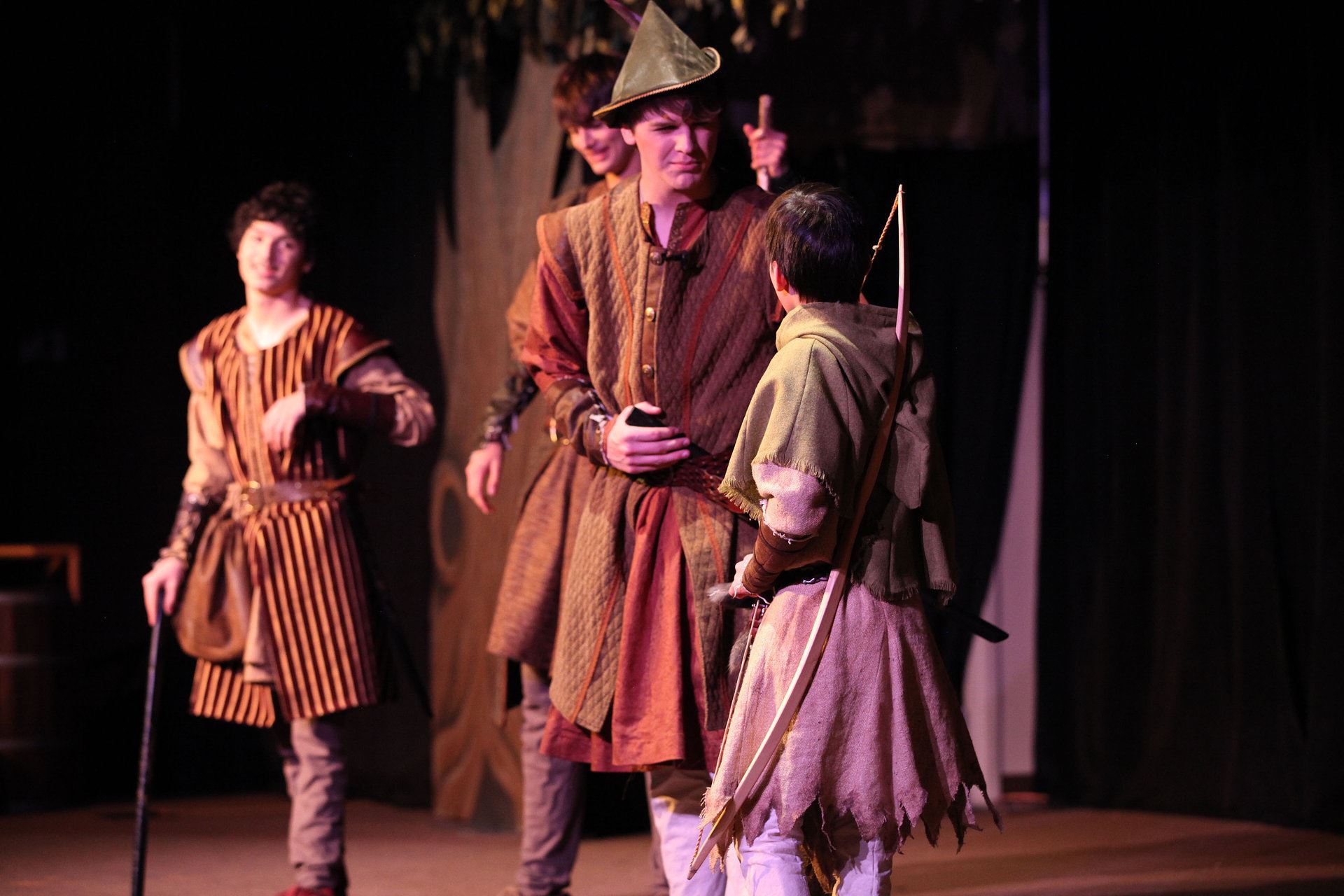 The Legend of Robin Hood. Eldridge Plays and Musicals