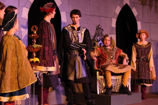 The Legend of Robin Hood. Eldridge Plays and Musicals