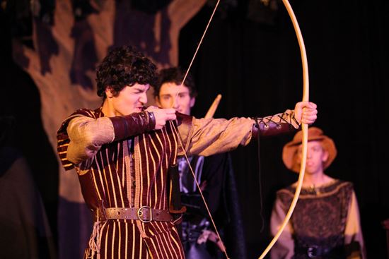The Legend of Robin Hood. Eldridge Plays and Musicals